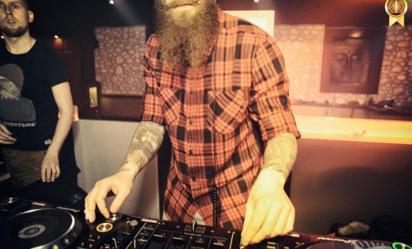 ‘Barbers, Booze & Tattoos’ | horecatrends.com