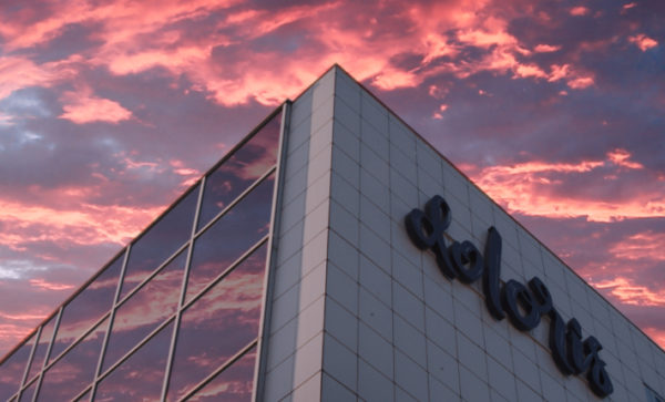 Doloris’ Meta Maze in Tilburg | Surrealistic art maze and rooftop bar ...