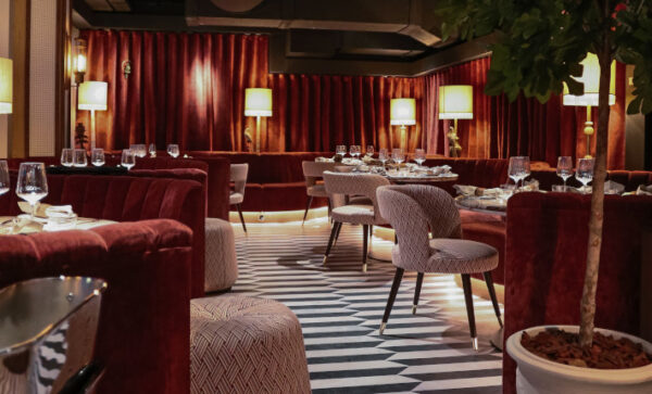 Festive restaurant Grace opens its doors on the Coolsingel in Rotterdam ...