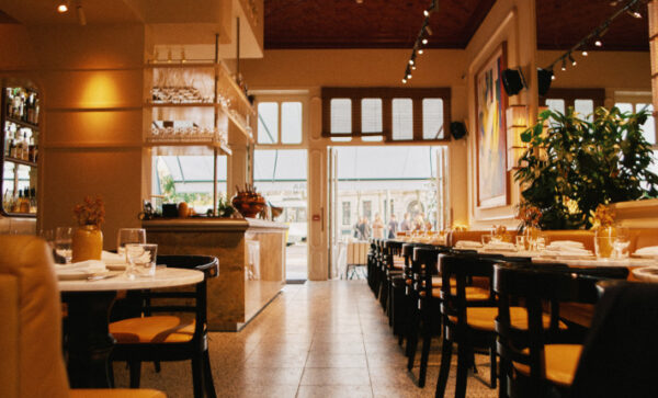 Restaurant COBRA geopend op de Leopoldplaats in Antwerpen ...