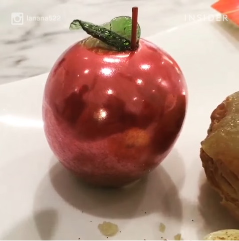 Sweets Raku | Japanese pastry entertainment | horecatrends.com